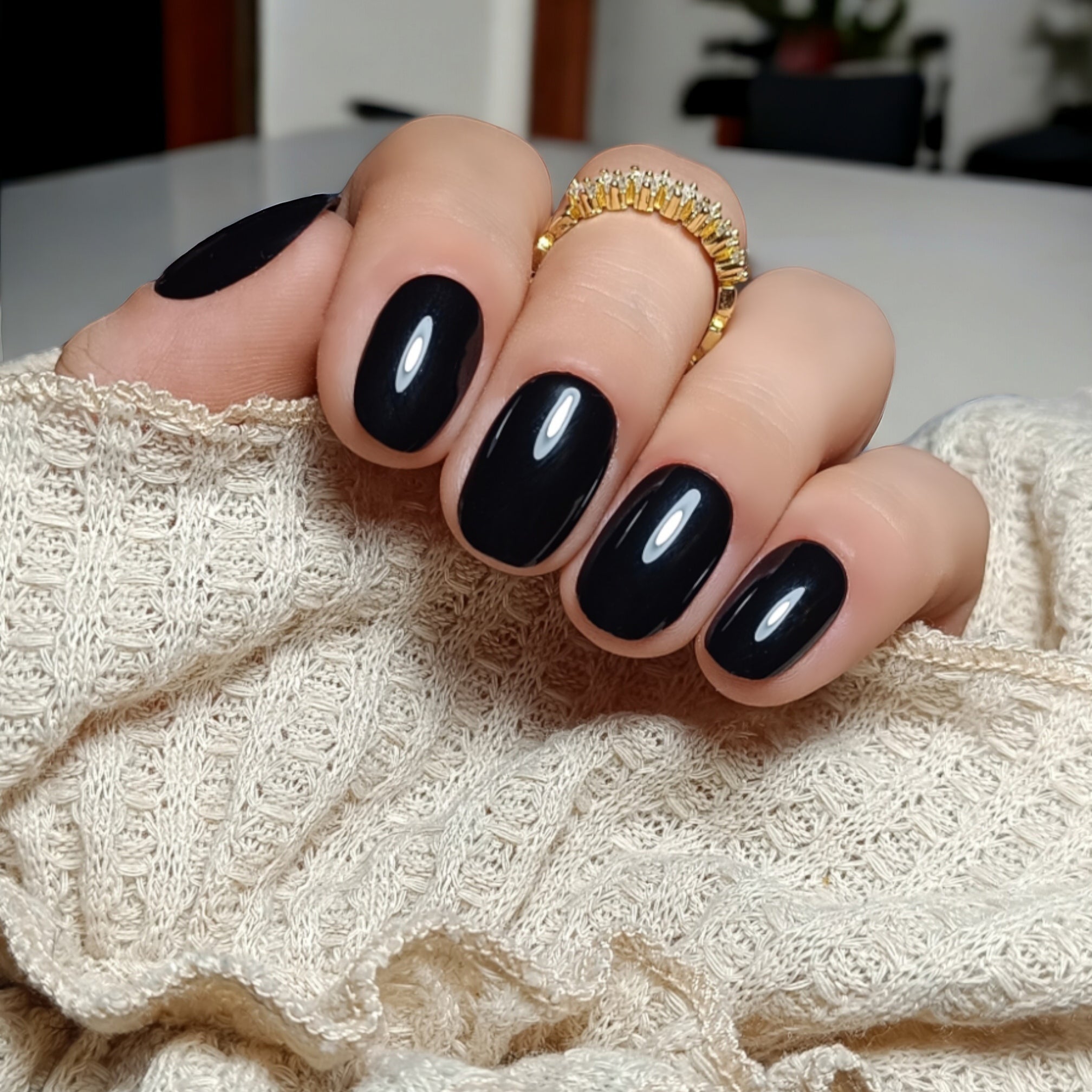 Noir – AMNAILSIA